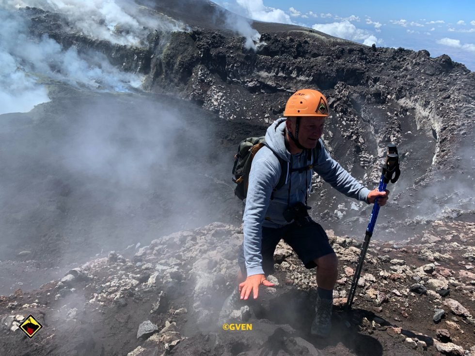 Excursion on Etna with guides up to the highest point reachable